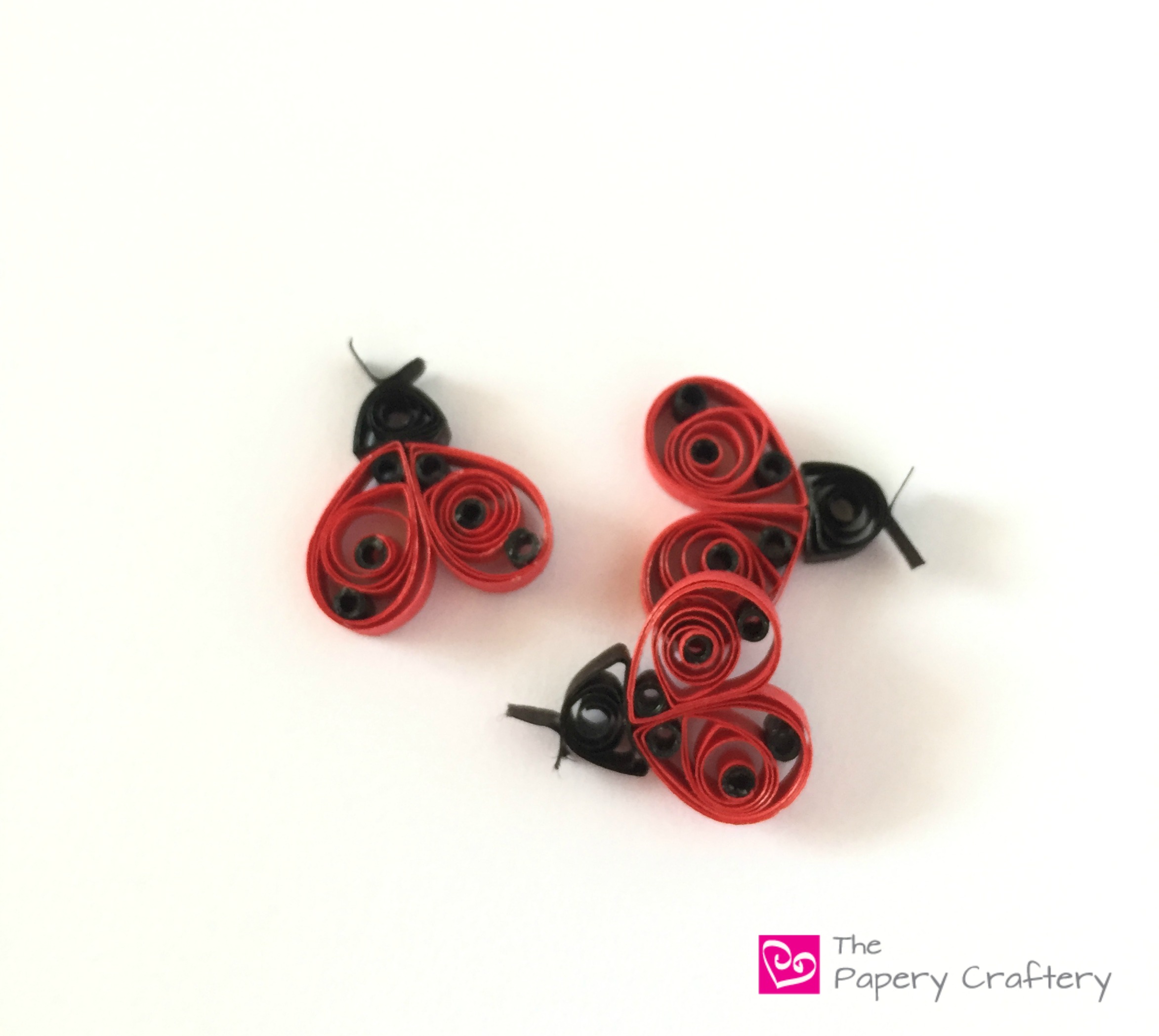Quilling Paper Ladybugs - The Papery Craftery