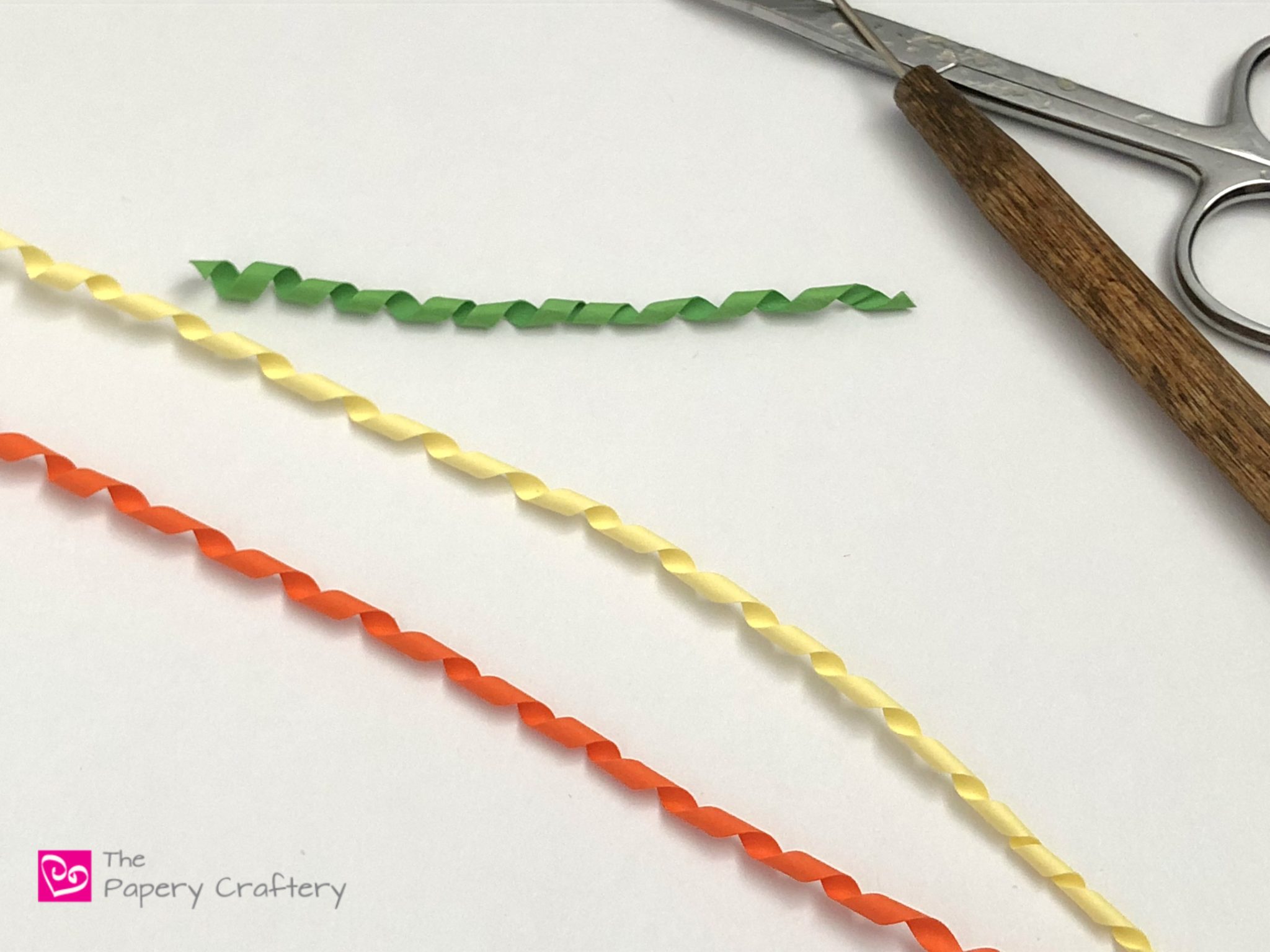 How to Make Quilling Paper Spirals - The Papery Craftery