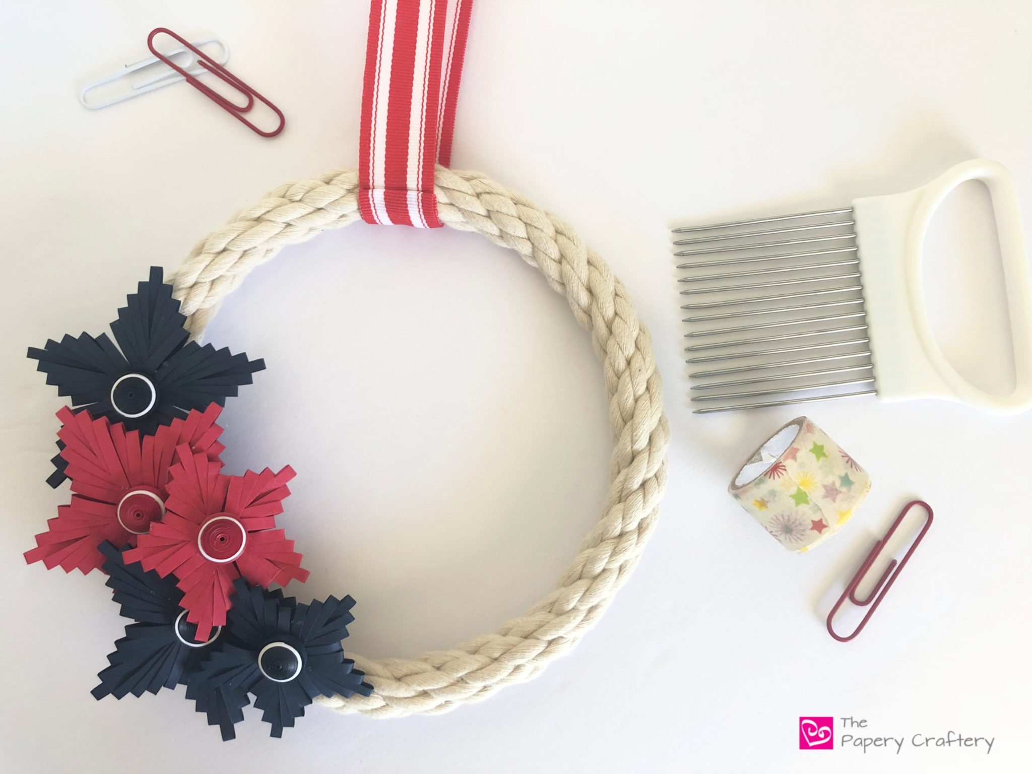 Red, White, and Blue Quilling Comb Star Wreath - The Papery Craftery