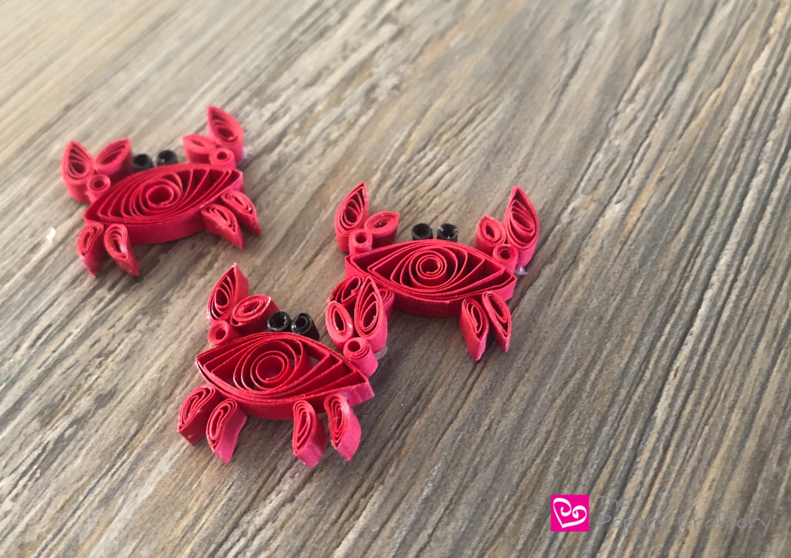 Mini Quilling Paper Crabs - The Papery Craftery